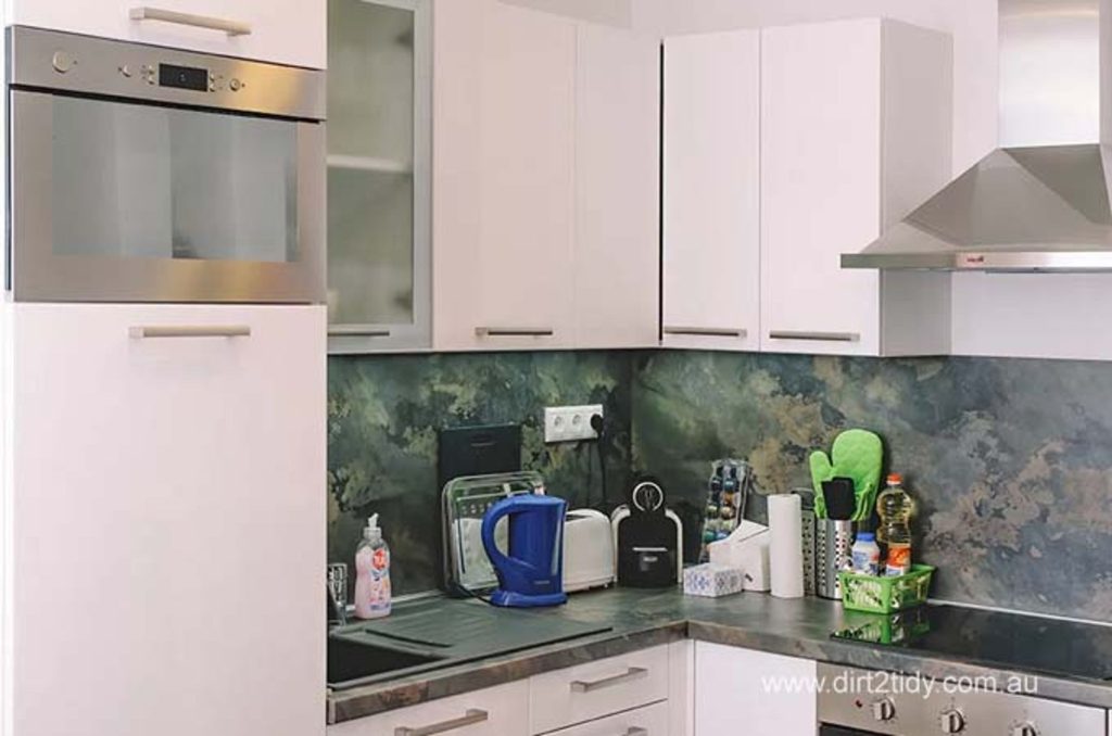 How can I clean grease off kitchen cabinets? - Cleaning Tips and Tricks ...